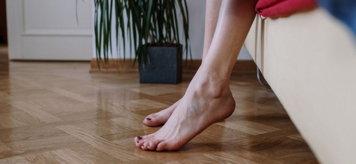 Dicas e conselhos para cuidar de calcanhares secos e gretados ...